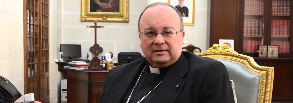 Scicluna: "O Papa está pedindo para toda a Igreja fazer mais contra os ...
