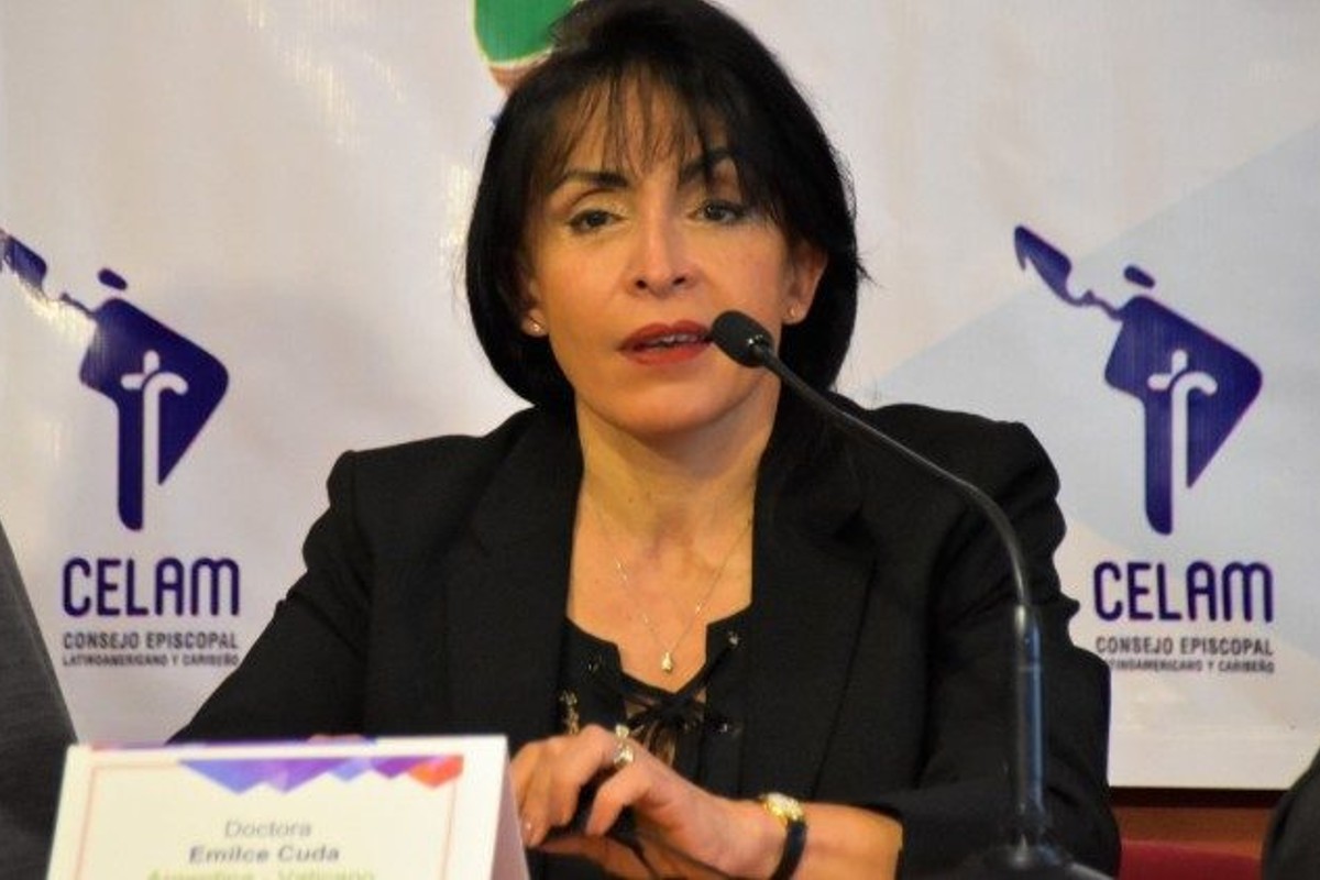 Conheça Emilce Cuda: especialista em ensino social católico ...