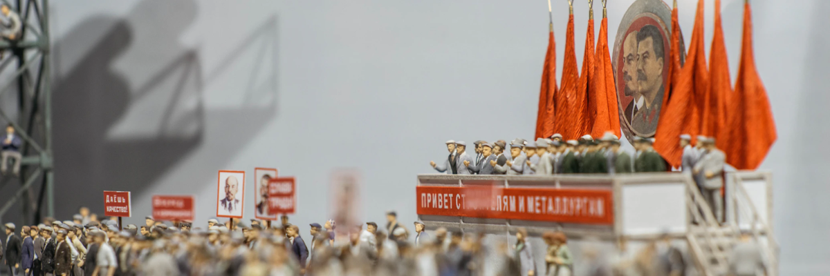 O ícone de Stalin com a Santa enfurece os georgianos. “Moscou quer nos ...