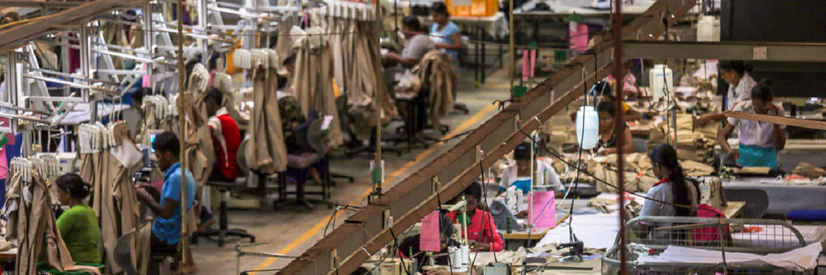 “A moda gera resíduos, consome recursos naturais e afeta quem a produz ...