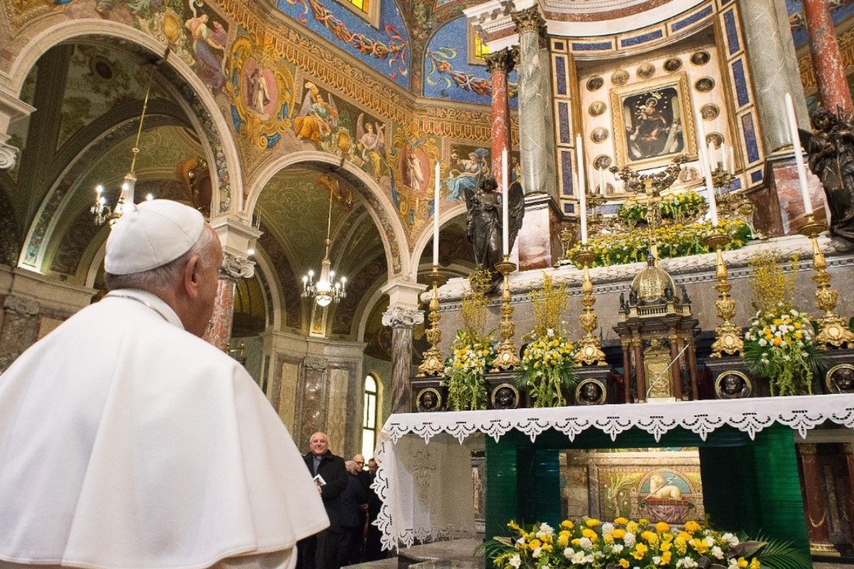 Papa Francisco: sofrimento oferecido ao Senhor pela paz mundial e ...