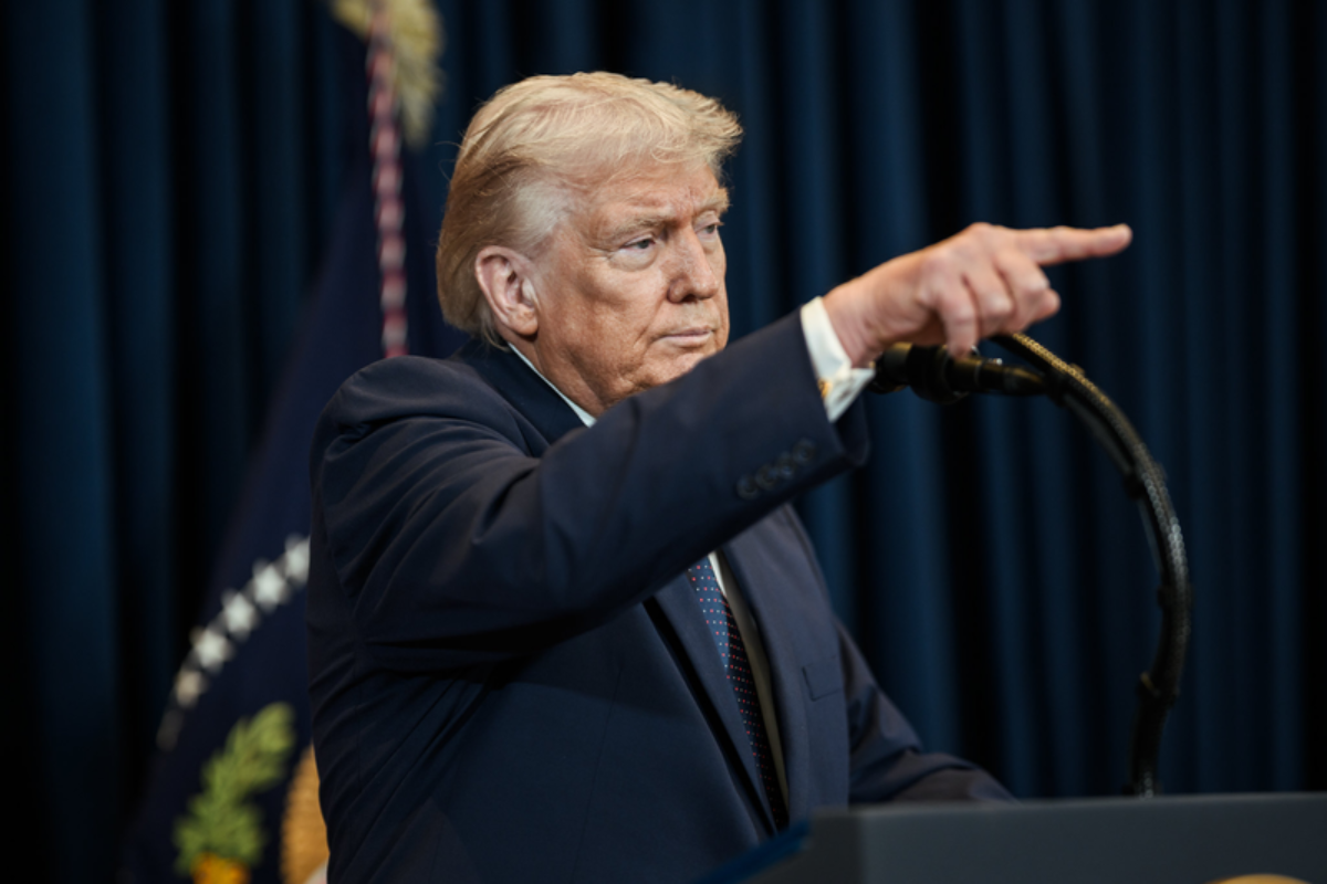 O preço da graça: como Trump transformou o fisco em arma contra Leão ...